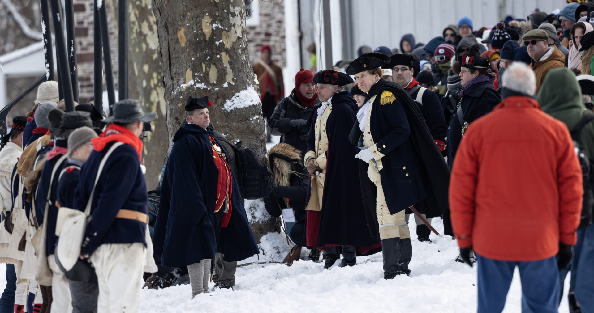 Hundreds Attend as Snowstorm and Low River Levels Reshape Washington ...